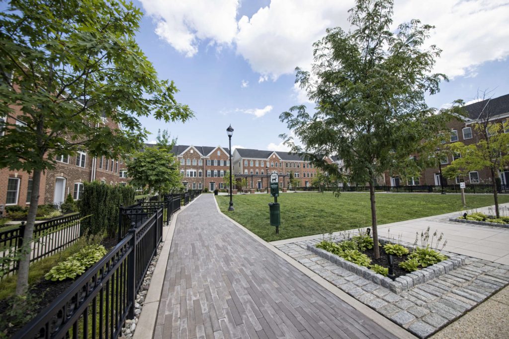 Discovery Square Parks - LPDA